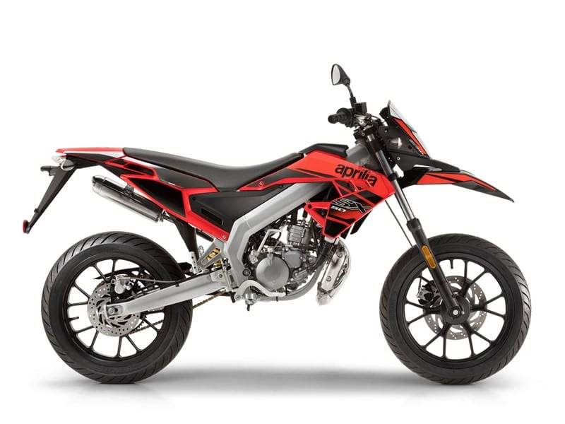 Aprilia SX 50cc E4 30Km/t RED ACCELERATION | KJ Scooters